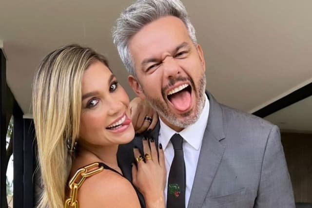 Flávia Alessandra se casou com Otaviano Costa em meses: “Nunca namoramos”