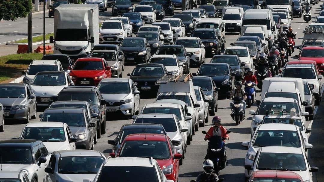 IPVA 2026: SP prevê isenção para carros com mais de 20 anos; veja regras