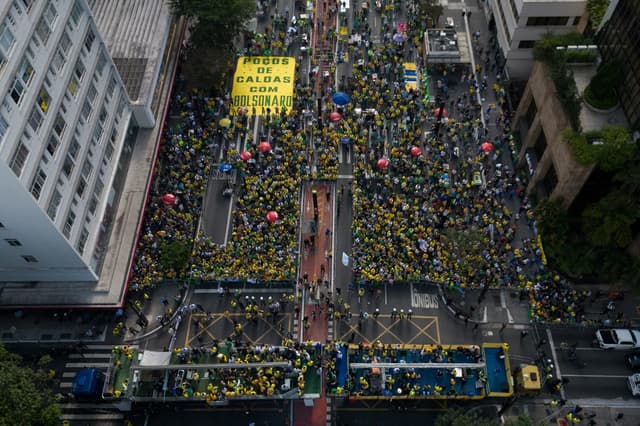 Ato com Bolsonaro na Avenida Paulista reuniu 12,4 mil pessoas, estima ...