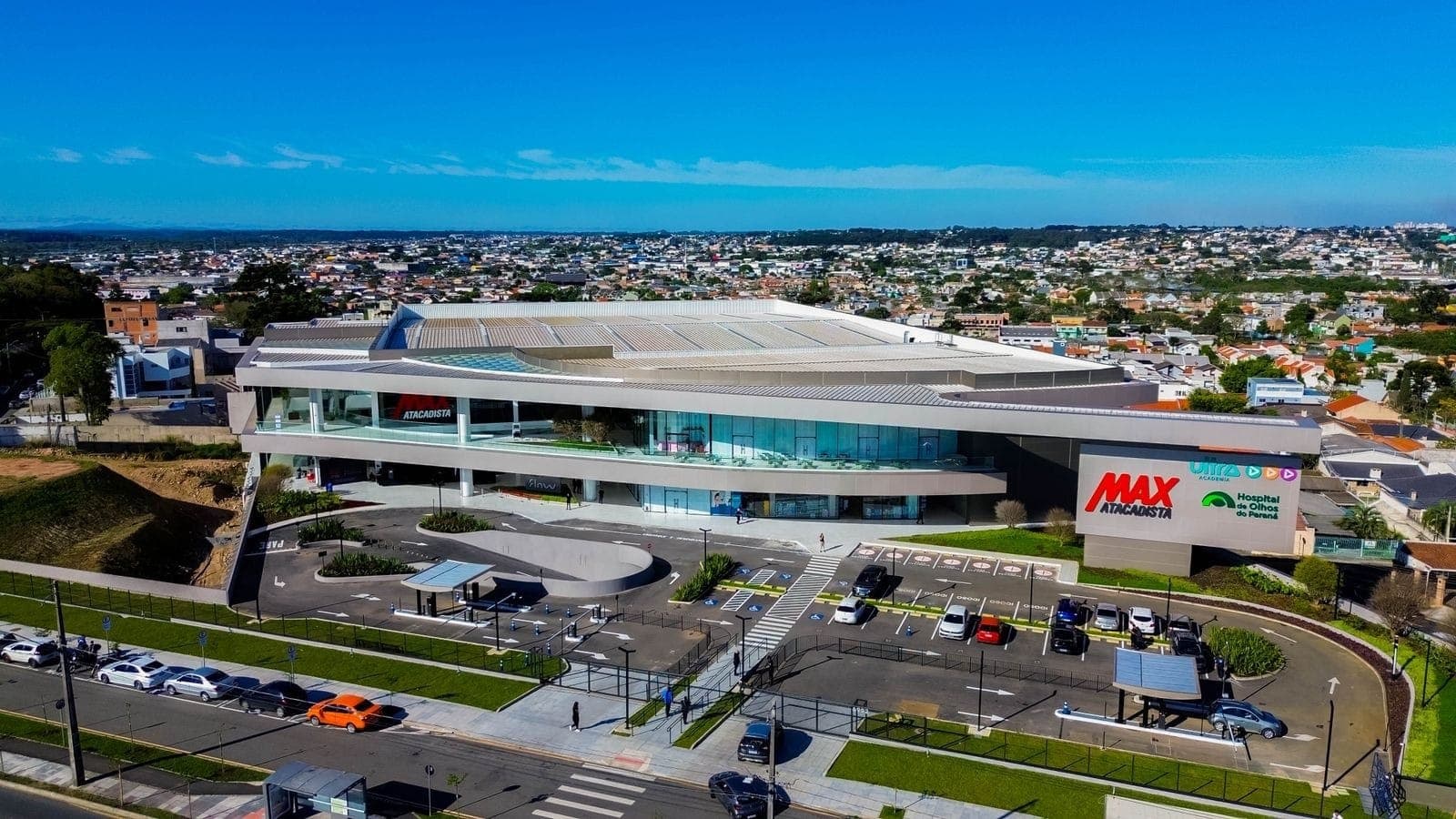 Quais as lojas e onde fica o Flow Open Mall do Uberaba