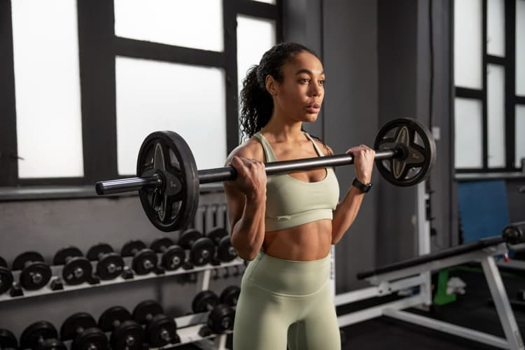 Treino full body para fazer três vezes por semana e ganhar massa muscular