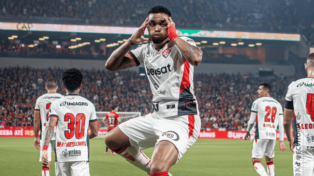Fifa divulga Puskás com Alerrandro, ex-Vitória, e Marta na disputa