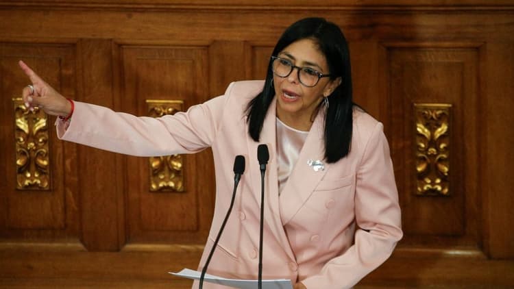 Delcy Rodríguez assume presidência da Venezuela após captura de Maduro