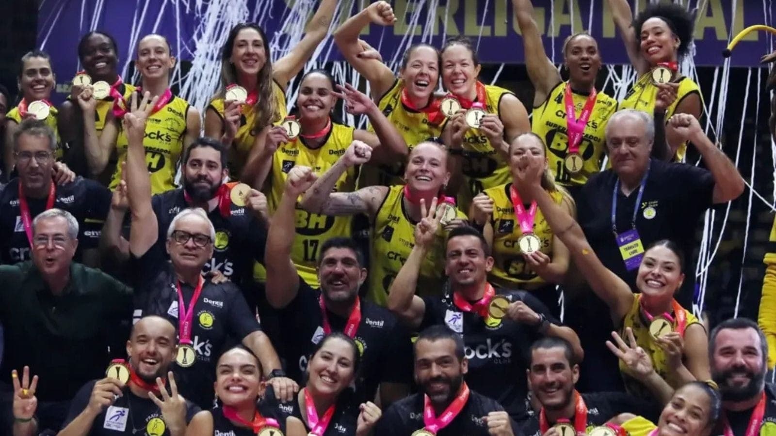 Praia Clube domina o Minas e conquista o tri da Superliga Feminina de Vôlei