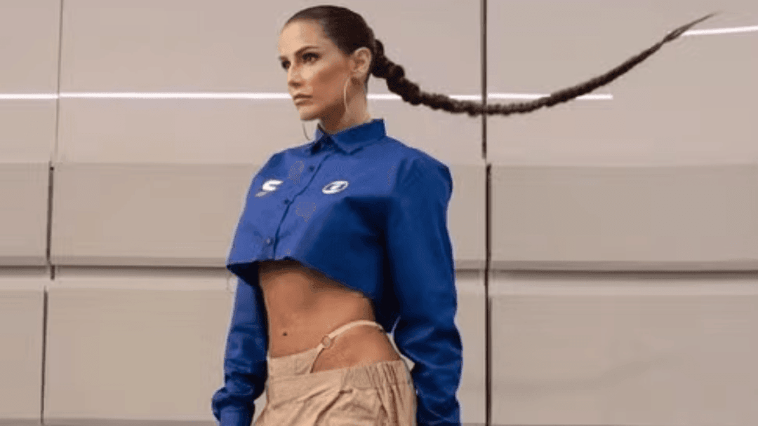 Deborah Secco relembra looks da Copa de 2022: "Mulher veste o que quiser"