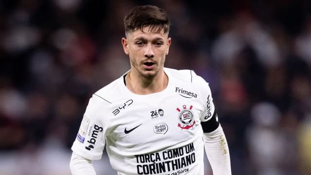 Corinthians quita dívida milionária com o Talleres por Garro; veja detalhes