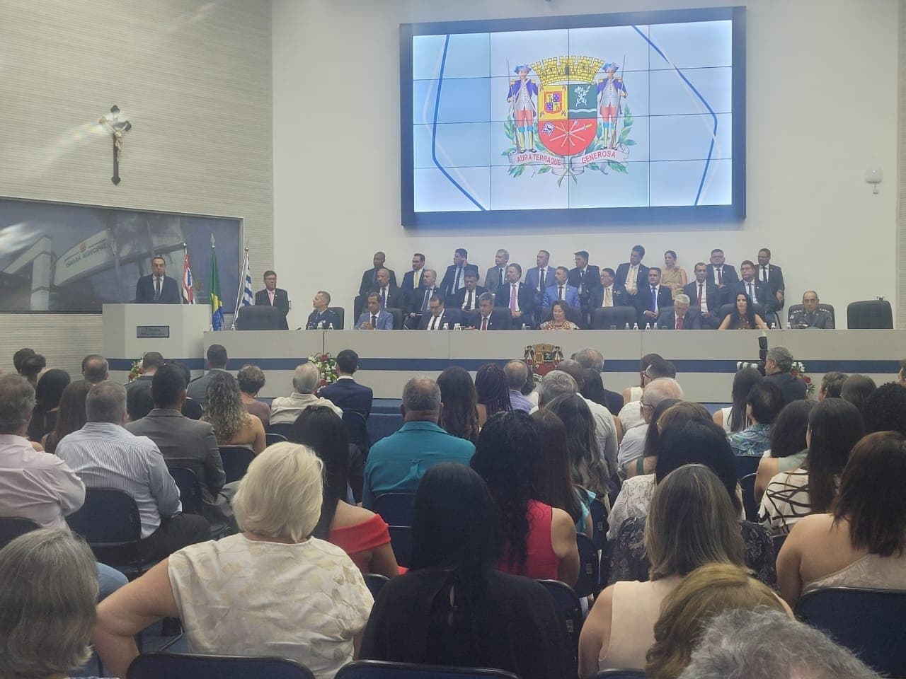 Anderson Farias (PSD) toma posse como prefeito de São José dos Campos